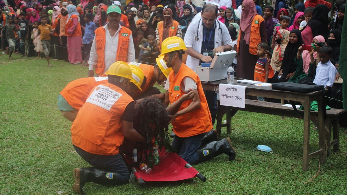 Prayer Diary: living by God's love - Tearfund