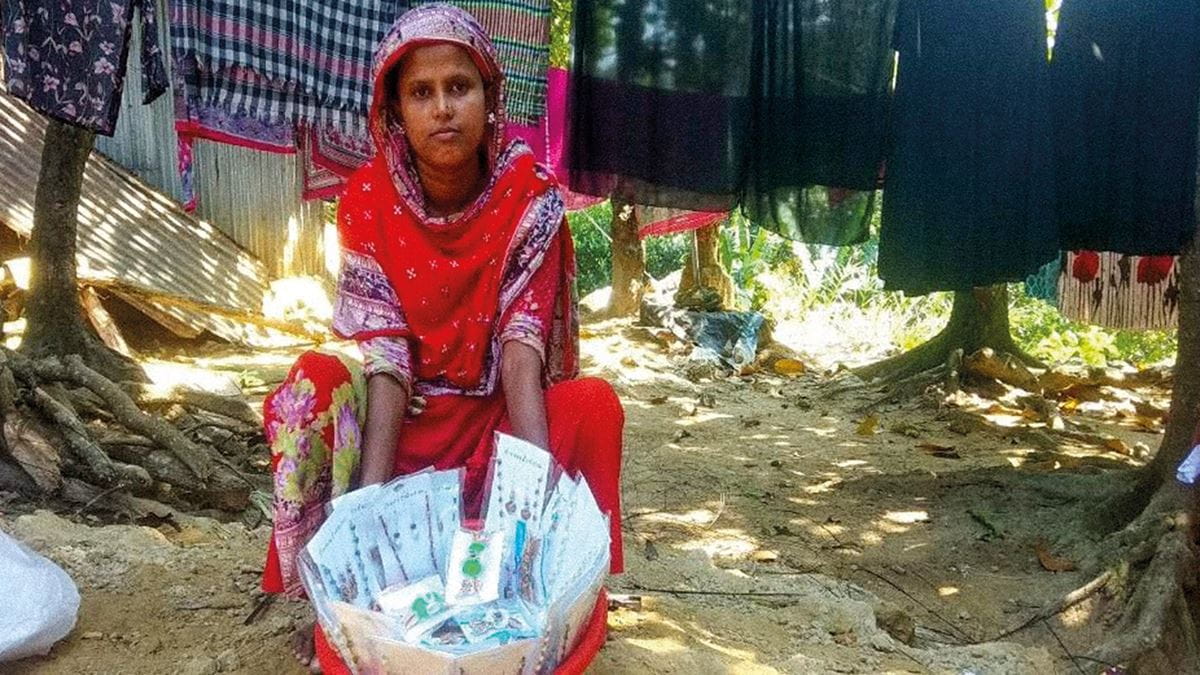 Prayer Diary paths out of poverty - Tearfund