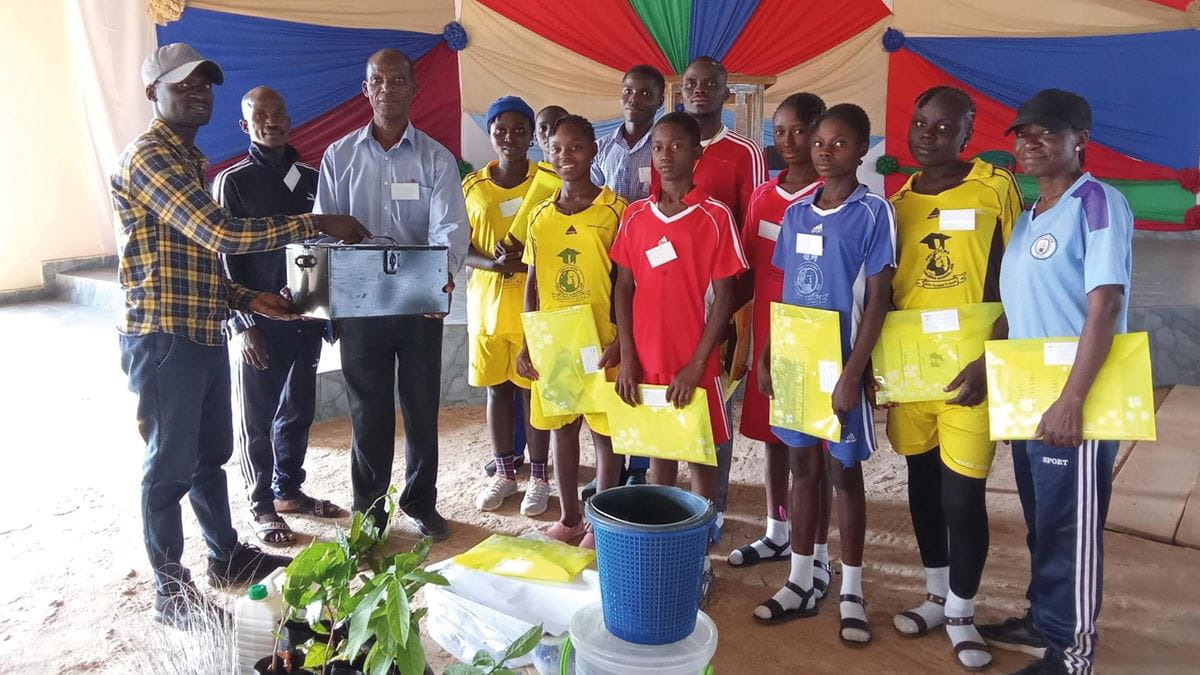 Prayer Diary: toilets and community transformation - Tearfund