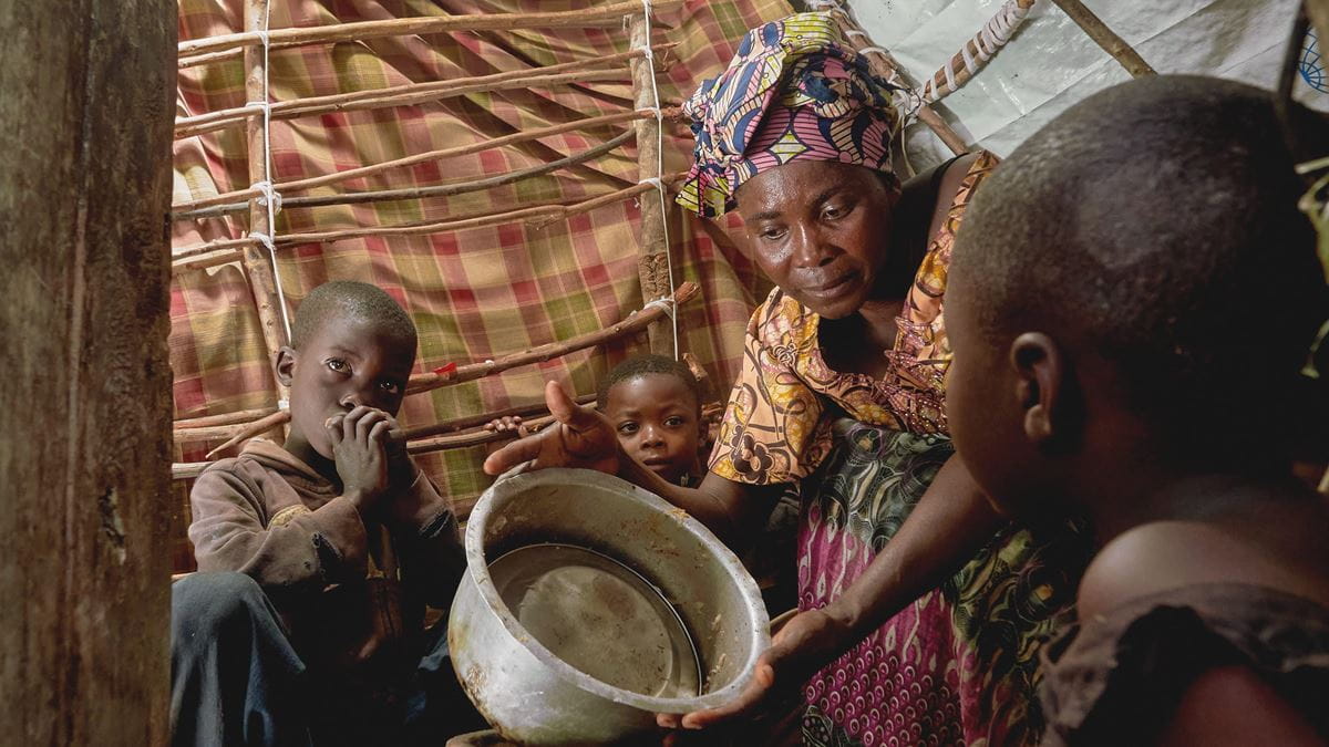 Prayer Diary: uncertain future in the DRC - Tearfund