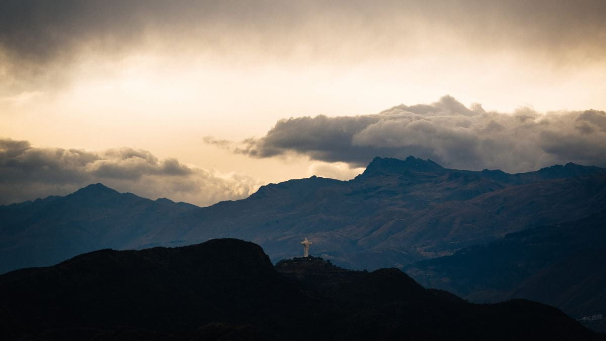 How to pray when feeling overwhelmed - Tearfund