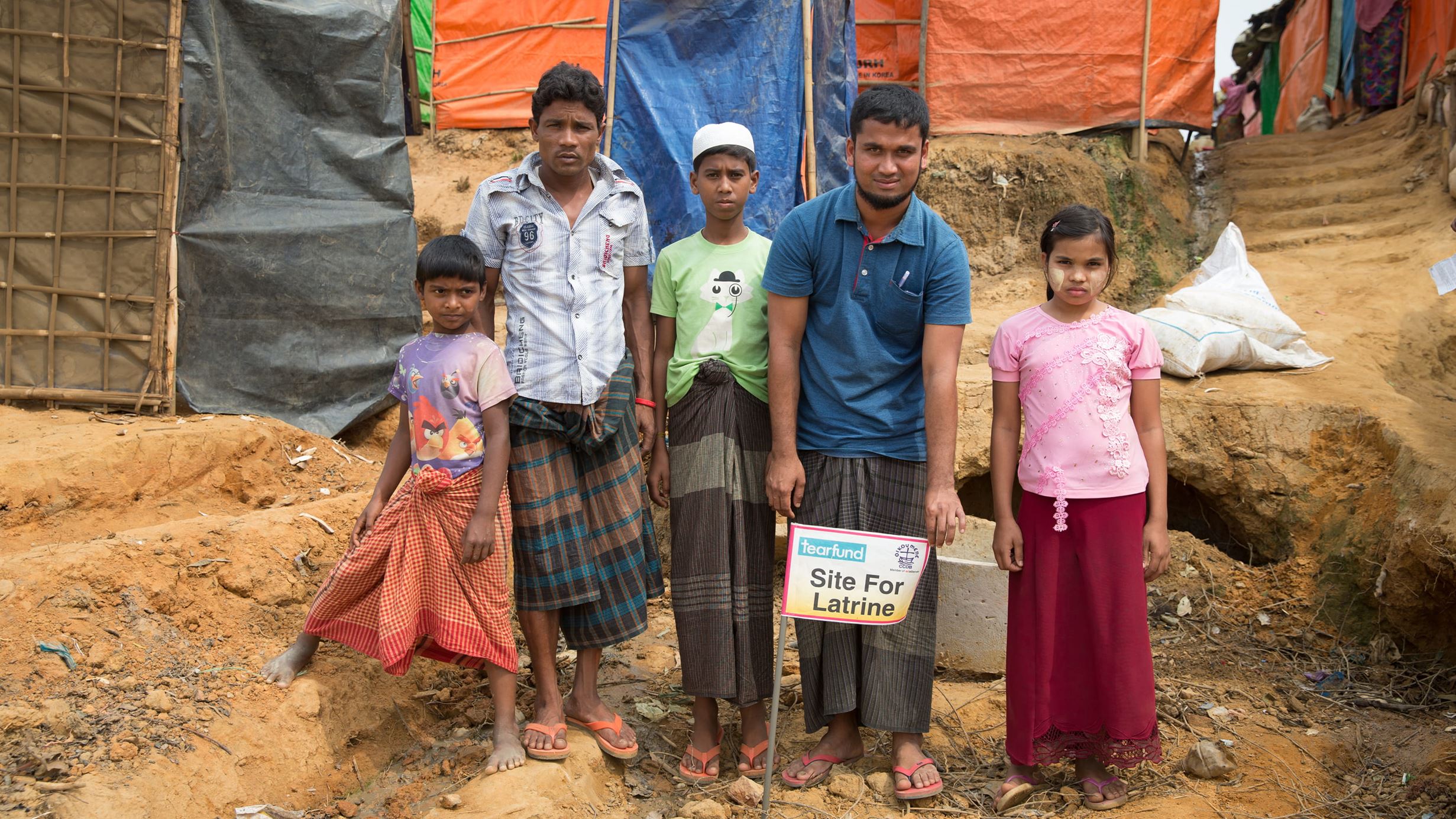 Seven ways to pray for refugees - Tearfund